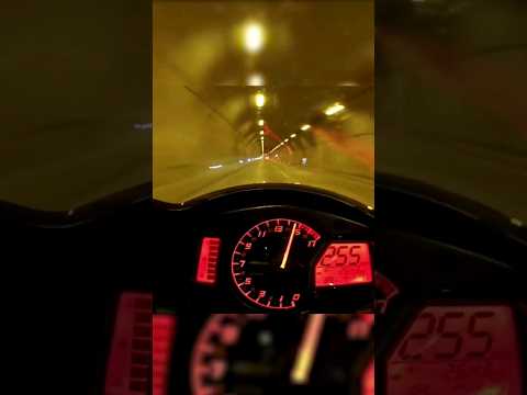 Honda CBR600RR Acceleration - Tunnel