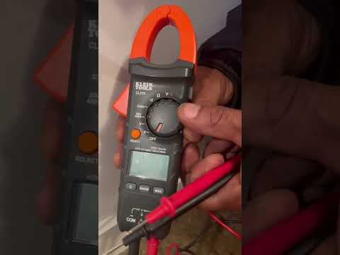 Checking Voltage with a Clamp Meter. #clampmeter #voltage #carpentry (Edit: I meant to say 2/20A~)
