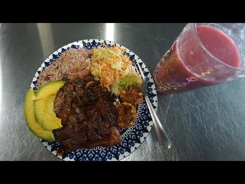 JAMAICAN POT ROAST CHICKEN/HOME STYLE JUICY&DELICIOUS,SERVE WITH RICE&PEAS AND CARROT JUICE.