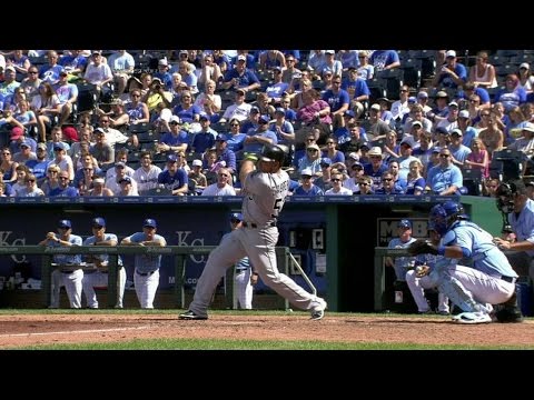 CWS@KC: Melky ties the game at 4 with single