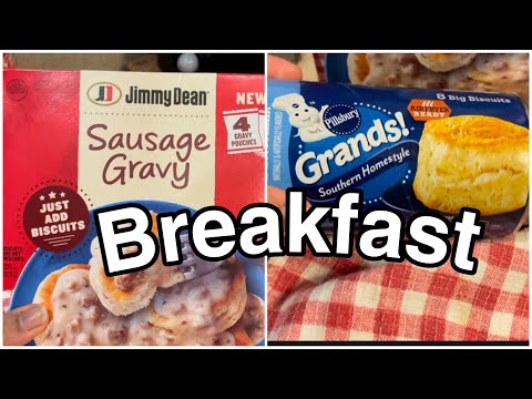 Vlogmas Day 8: Watch me cook breakfast for my daycare crew - Simple/Easy Biscuits & Gravy