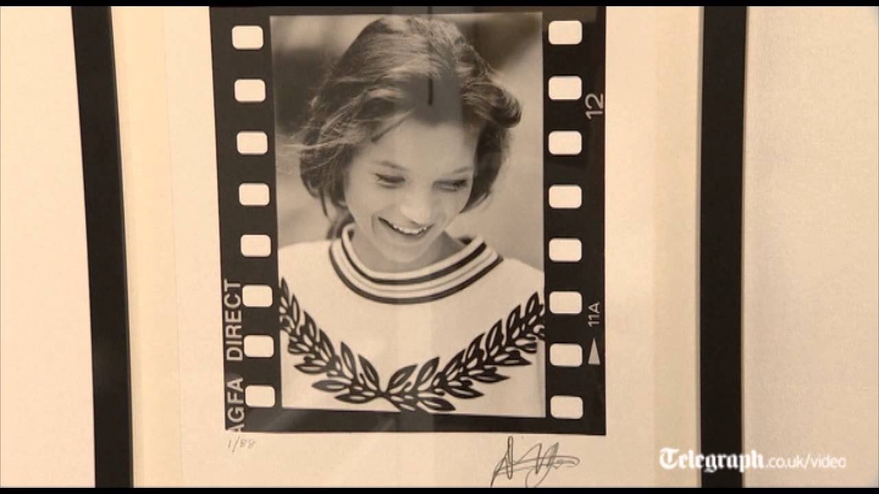 Unseen Kate Moss pictures exhibited