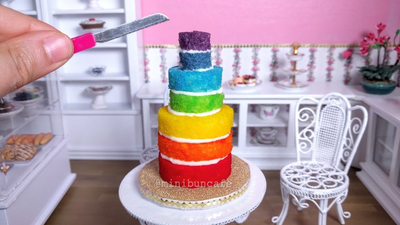 [FAST EDIT] Mini Rainbow cake!