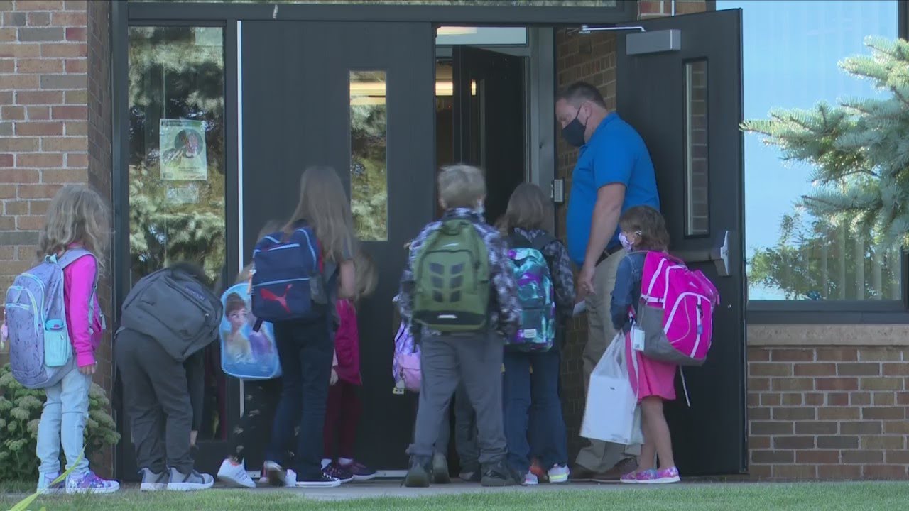Lakeview Elementary's first day of school
