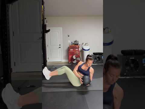 How to: MB Russian twist #core #obliqueworkout #abs #fitness #shorts #workout