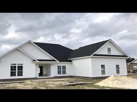 3102 Mccall Blvd, Statesboro, GA Presented by Valerie Thompson.