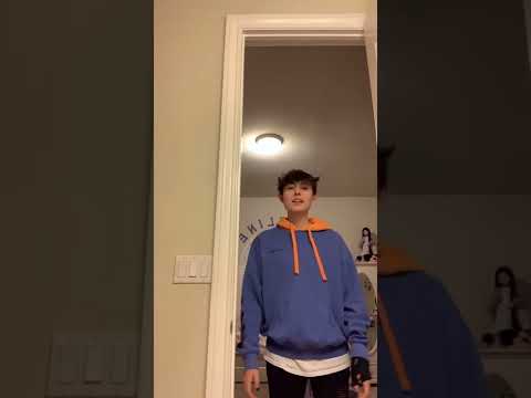 How Short Am I? 🧍♂️ w Mattie Westbrouck- #shorts
