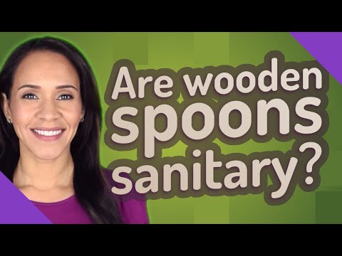 Are wooden spoons sanitary?