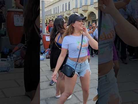 linda salvadoreña