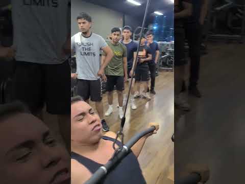 Cosas que pasan en SmartFit #gymmotivation #fitness #gym #gymlife #smartfit #cbum #jaycutler #sad
