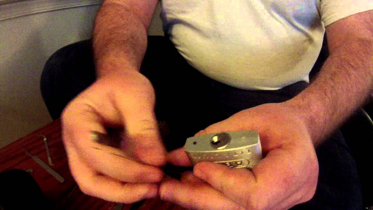 Picking Abus 65TI/50 for /r/lockpicking competition