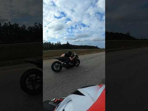 BMW s1000rr is super fast!