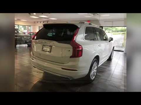 Volvo XC90 T6 AWD Momentum in Crystal White with Amber Interior