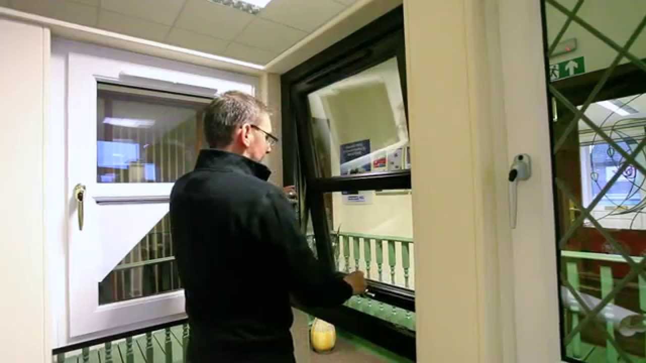 Norscot Reversible Window