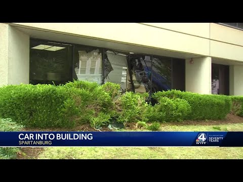 Car crashes into building in Spartanburg, South Carolina