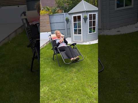 GARDEN CHAIR | RECLINER | GARDEN FURNITURE | GRAVITY CHAIR | ZERO GRAVITY CHAIR | WOWCHER | AD