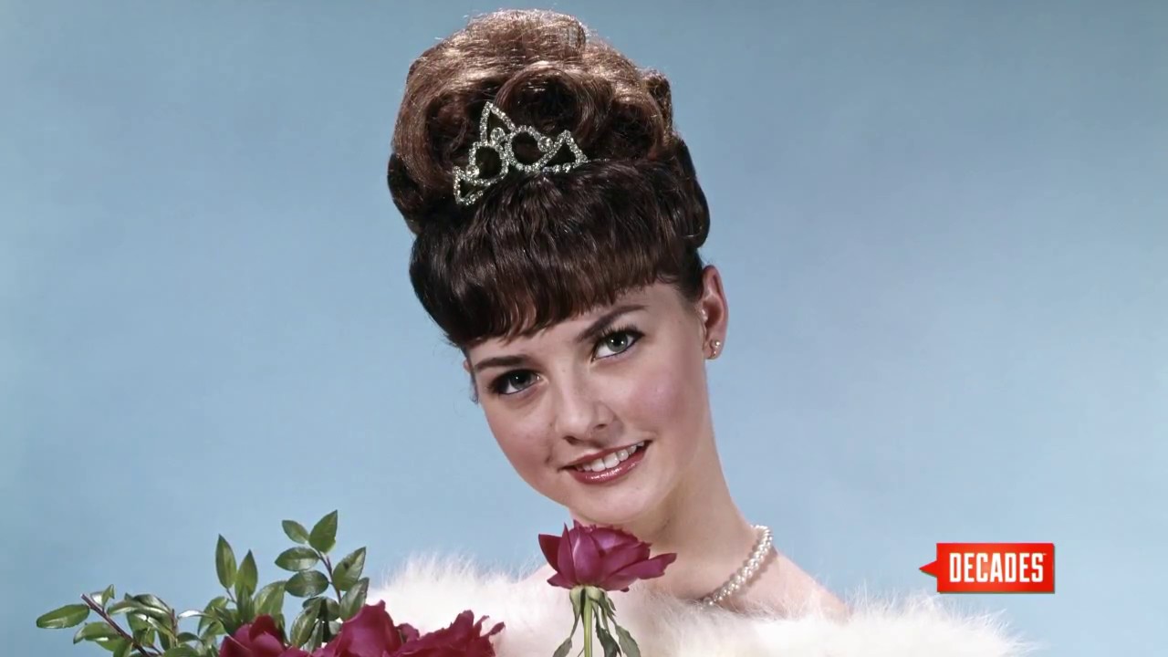 Retrospectacle: Bouffant Hair: Nowhere to Go but Up - Decades TV Network