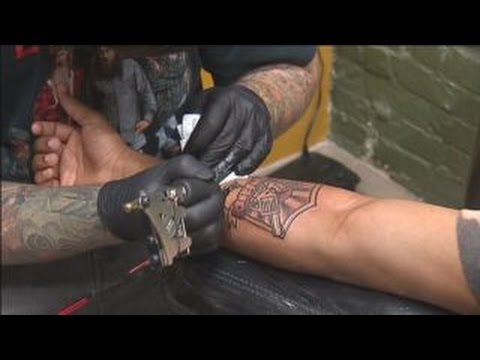 U.S. Army revises tattoo policy