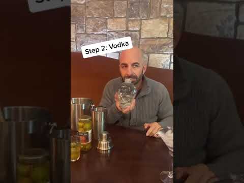 What’s the difference between a dirty and regular martini? 🍸