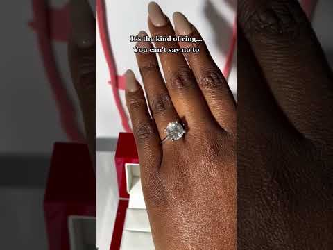 You MUST see this ring! #jamesallen #shorts #engagementring #diamonds #diamondengagementring