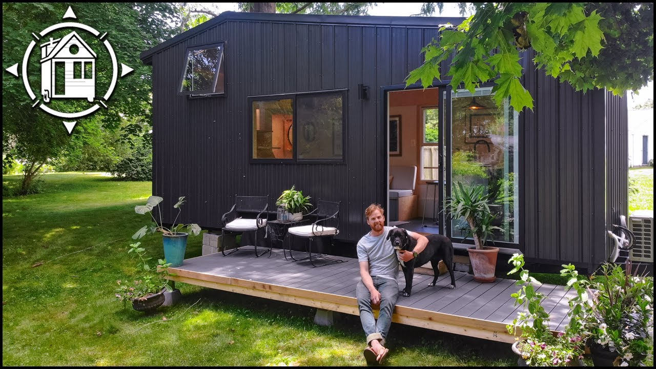 Ultra-Modern Tiny Home Reveals an Ingenious Layout That Maximizes Space ...