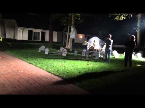 Halloween on Roxbury dr