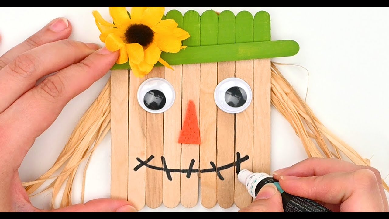 Popsicle Stick Scarecrow | Fall Popsicle Stick Craft