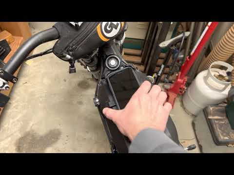 Surron Battery Door Phone Mount by cannikin - Thingiverse