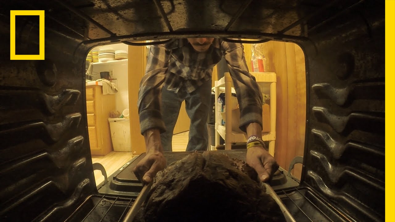 Moving Meat - Deleted Scene | Life Below Zero
