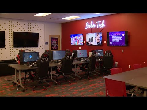 New tech center offering free classes for all ages