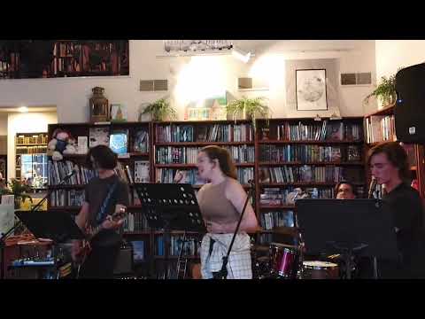 Danker Zone - The Chain (Fleetwood Mac Cover) [Live @ Readers Cafe, 2022)