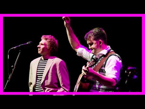 "read the news"The simon & garfunkel story review: another jukebox musical