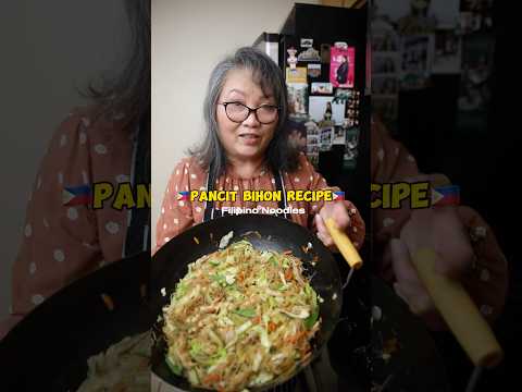 Authentic Pancit Bihon Recipe π΅π Filipino Stir-Fried Noodles You Can Make at Home! #Shorts