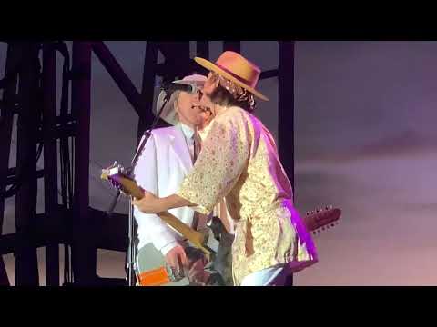 Cheap Trick “I Know What I Want” live at the Ventura County Fair in Ventura, CA (08/10/2022)