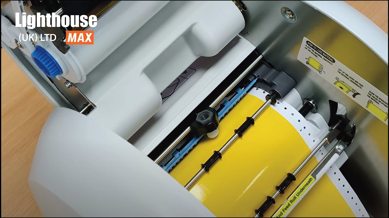 Loading CPM-100 Media & Cutter Blade