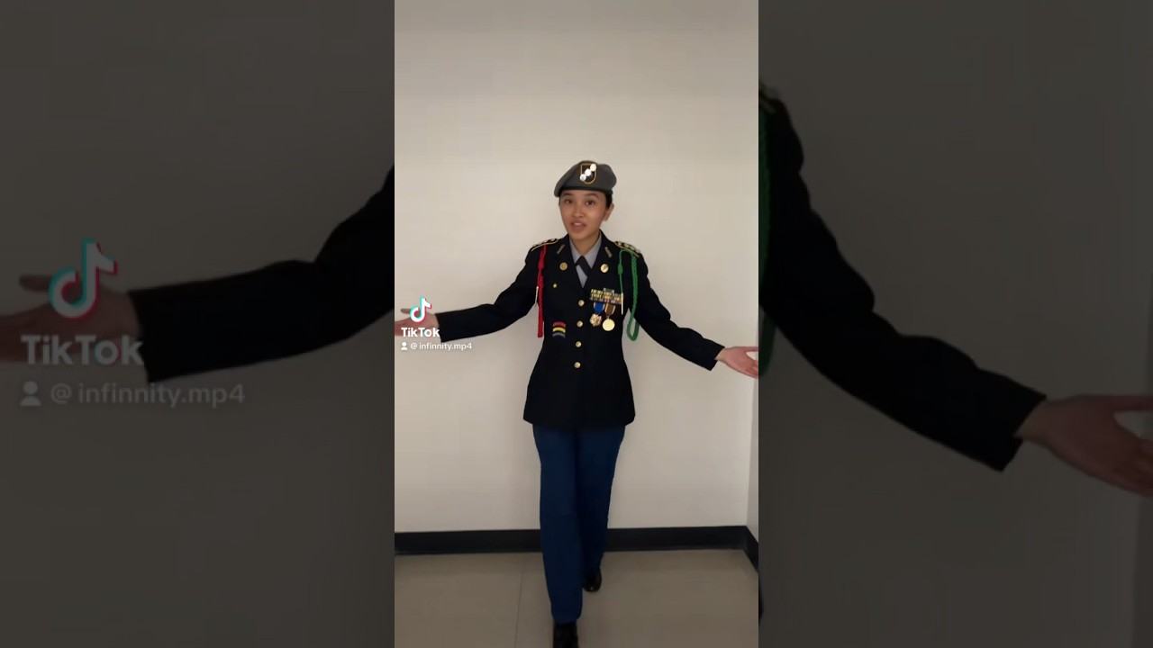 POV: you are in JROTC & cheer || #senioryear