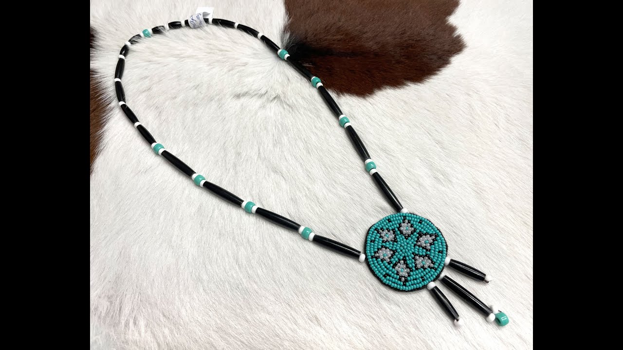 Navajo Native American Beaded Rosette Necklace 18