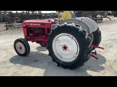 BIG IRON ONLINE AUCTION 11-28-2023: HV7906 - Ford 601 Workmaster 2WD Tractor