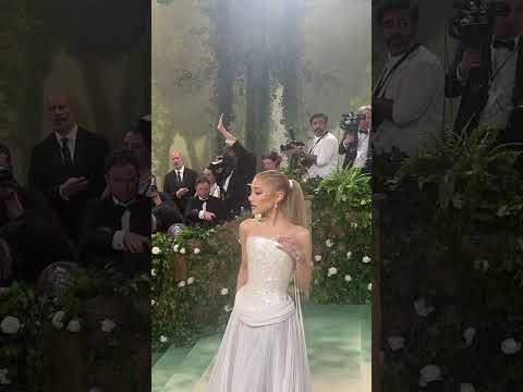 Ariana Grande on Cynthia Erivo's Met Gala look: ‘Now this is a ball gown!’