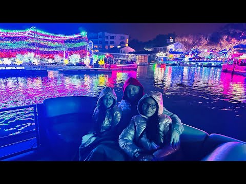 LAKE AUSTIN CHRISTMAS | MOZARTS FESTIVAL OF LIGHTS | SKYE and Family