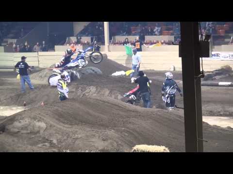 Endurocross 250 B Class feature McElroy Center Waterloo,IA 1/17/15