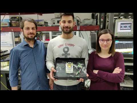 Greek Scientists create World’s Fastest Optical RAM, break "Memory Wall"