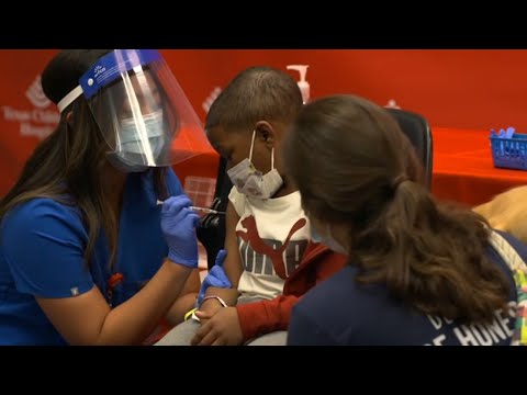 CDC clarifies COVID vaccine guidance, keeping recommendation for healthy children