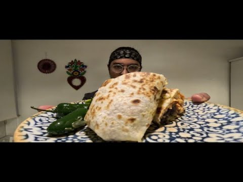 How to cook Mexican Burritos with Tinga Chicken (or a vegan protein)