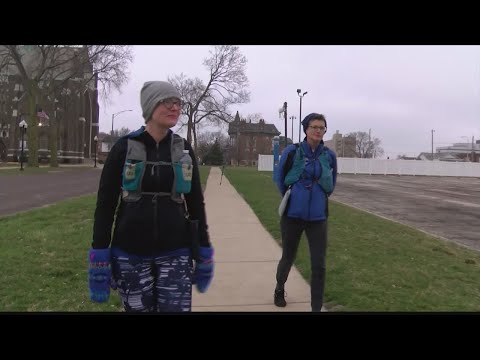 Pedestrians in Peoria 2