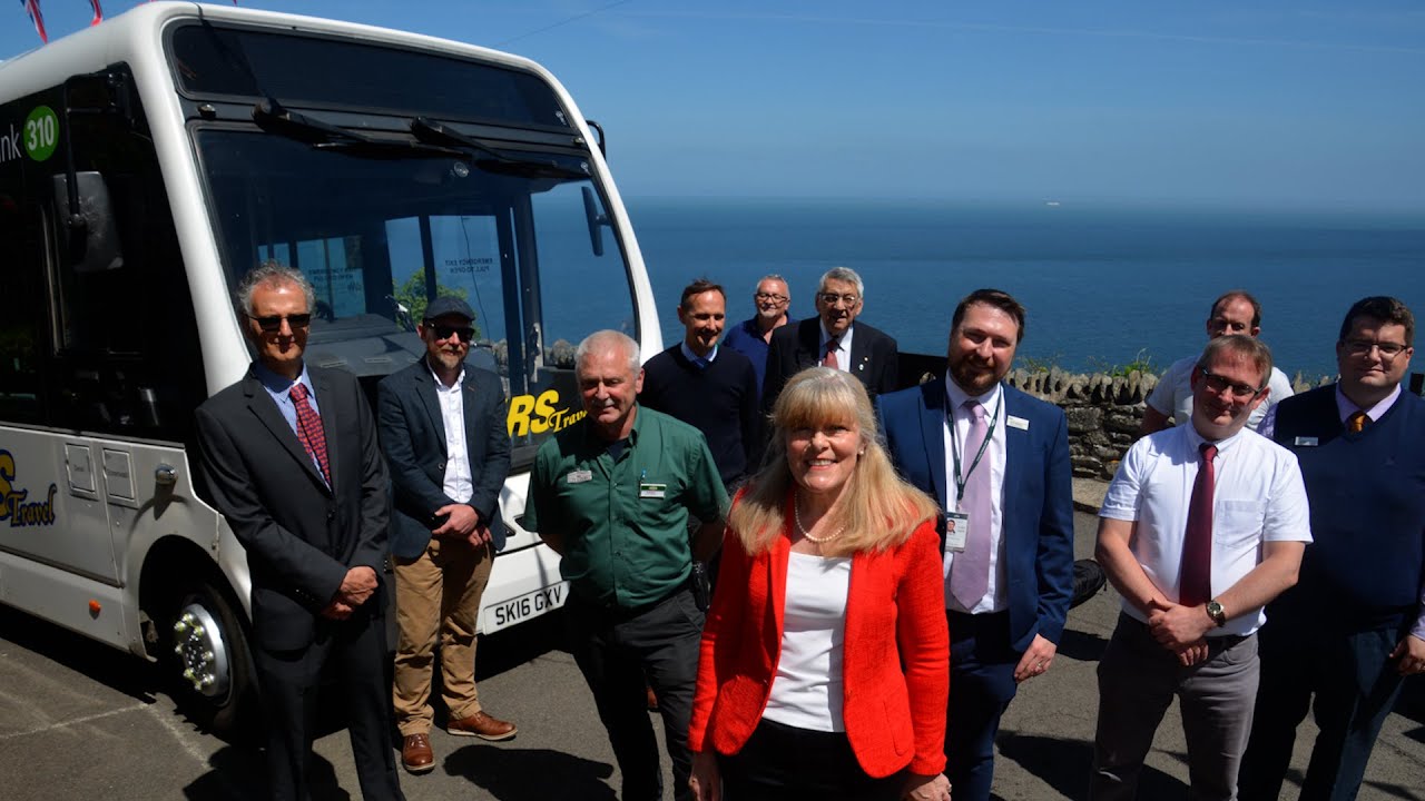 New bus service links rail, rural communities and top North Devon ...