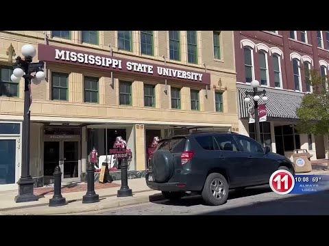 President of MSU tours new medical course facilities in Meridian
