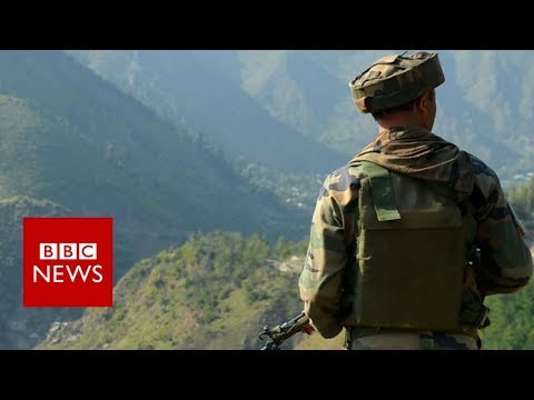 India 'strikes Kashmir militants in Pakistani territory' - BBC News