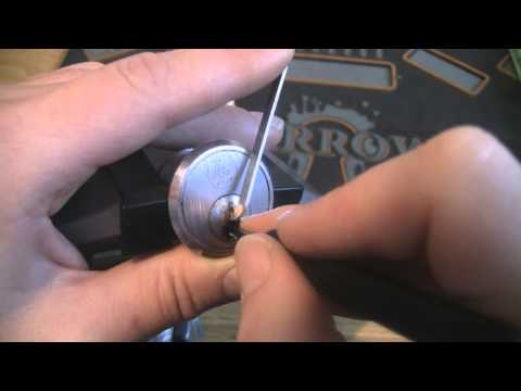 "LL" - 5 pin lock picked open spp