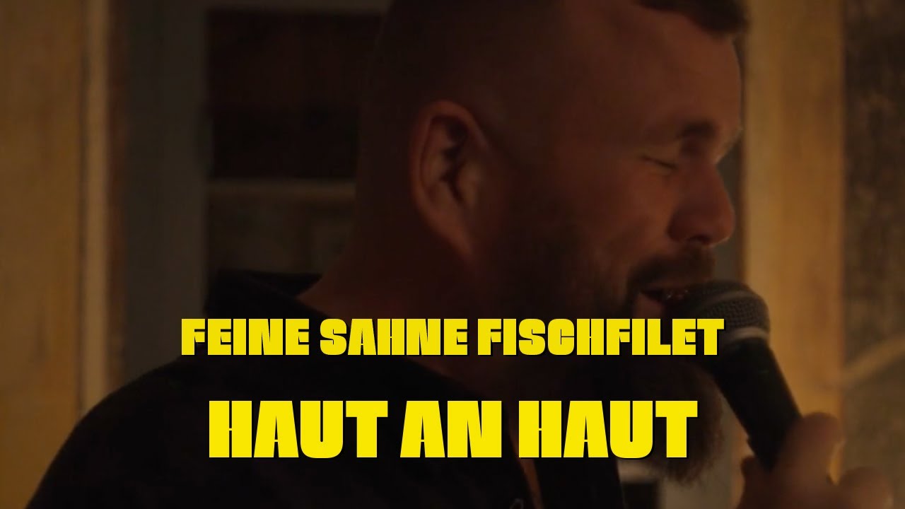 Lyrics & Translations of HAUT AN HAUT by Feine Sahne Fischfilet | Popnable